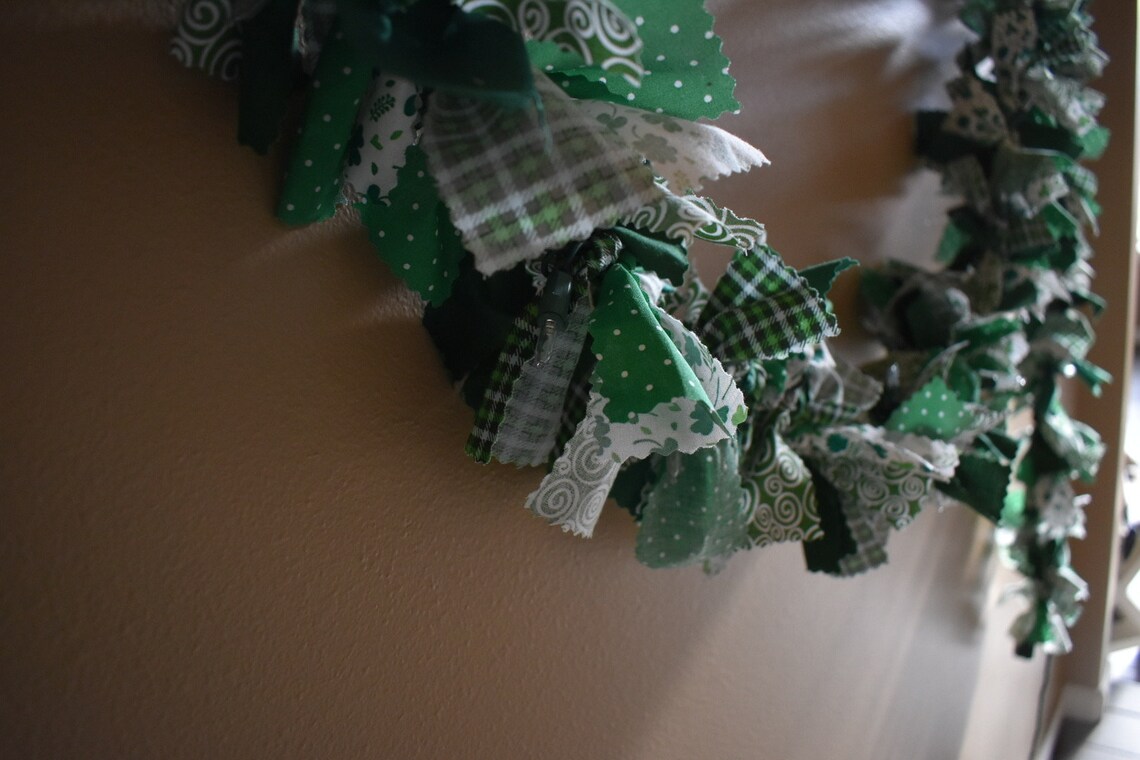 Lighted St. Patrick's Day Garland ~ Rag Tie Garland ~ St. Patrick’s Day ...