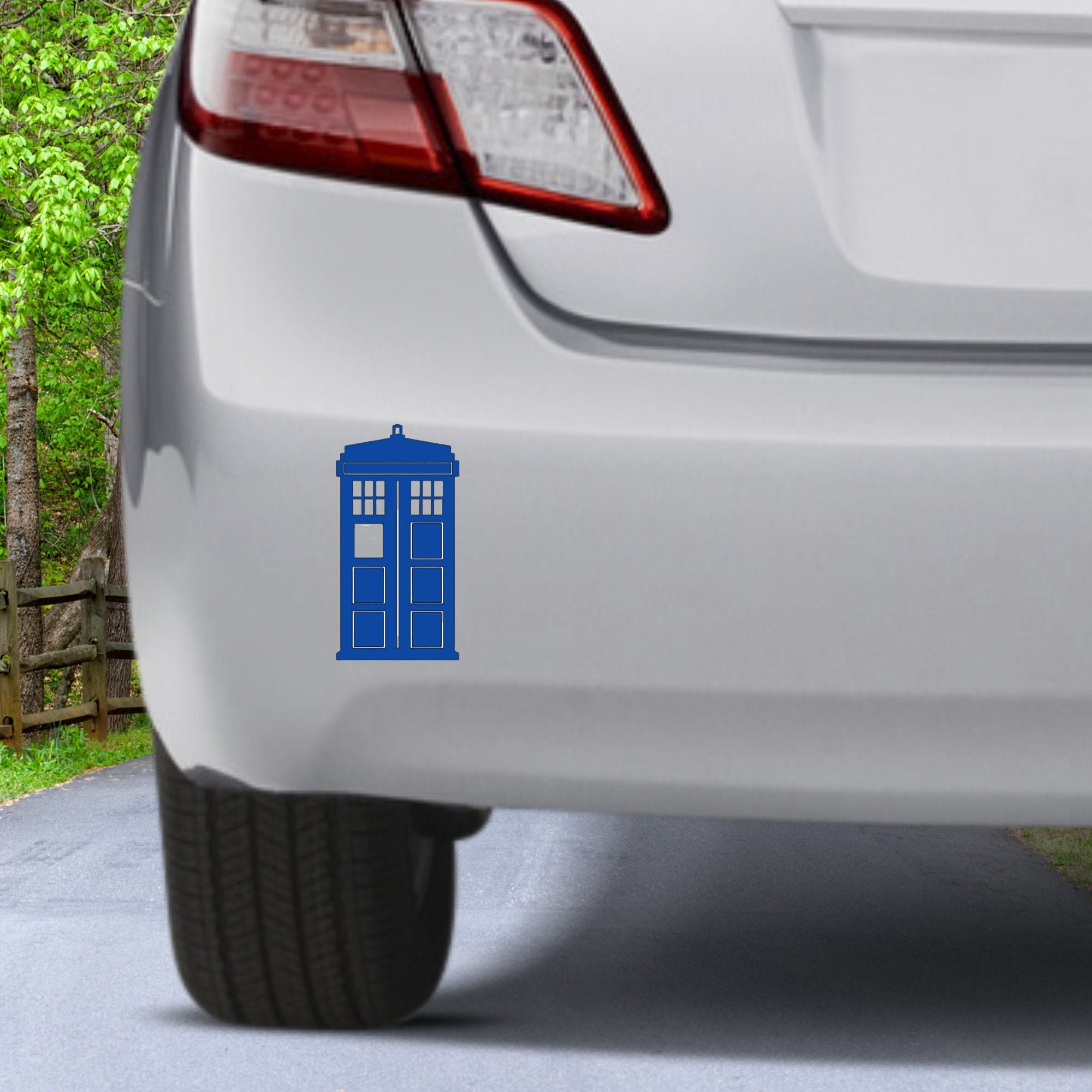 Tardis Inspired Vinyl Decal Choose Your Own Size Decal | Etsy