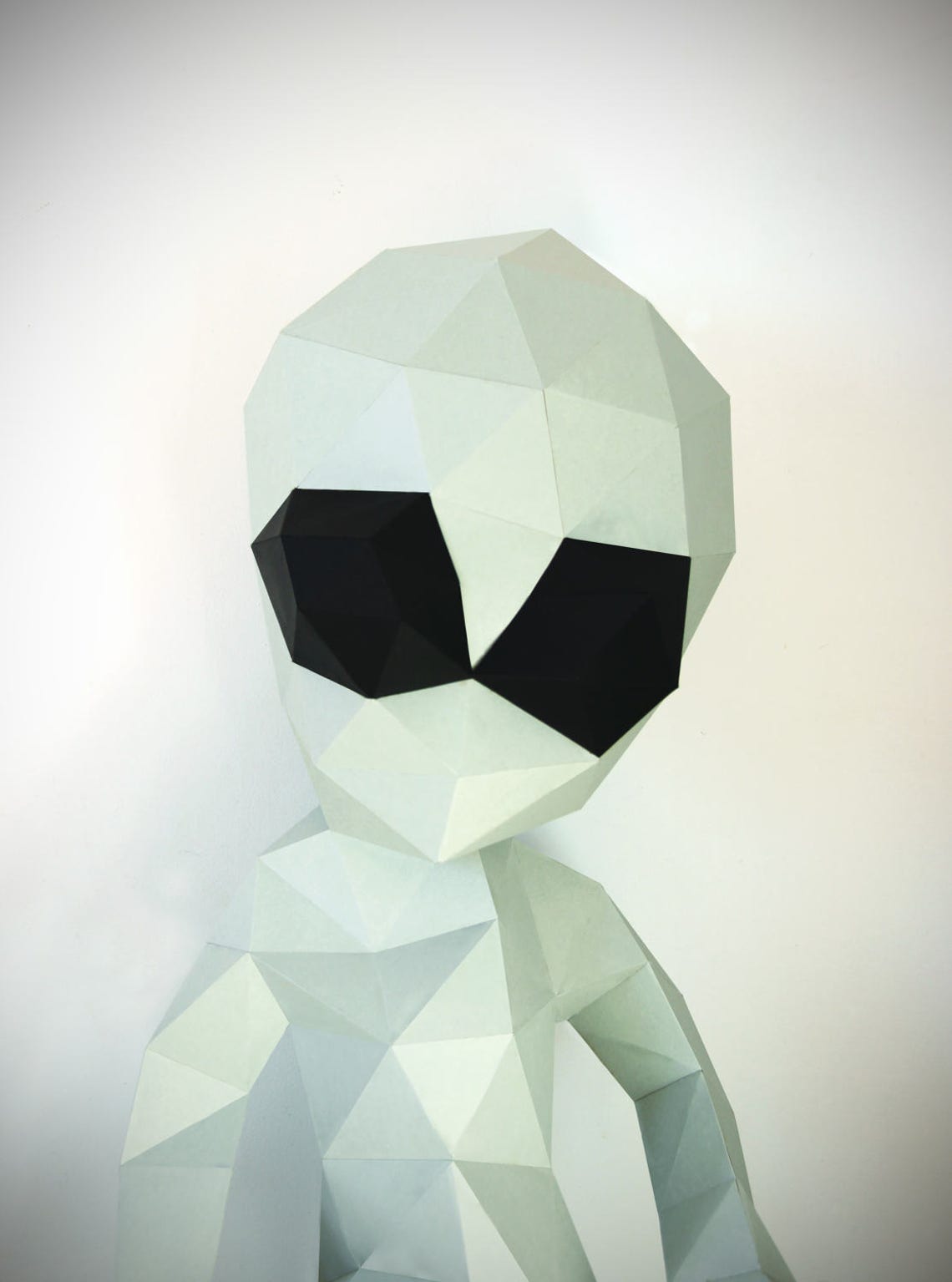 Alien Papercraft, Paper UFO, Alien Toy, DIY Alien, Geometric Papercraft ...