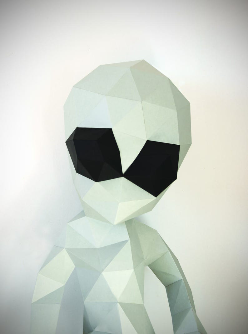 Alien Papercraft, Paper UFO, Alien Toy, DIY Alien, Geometric Papercraft ...