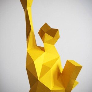 Statue Papercraft, DIY Sculpture, Low Poly PDF, Liberty Statue - Etsy