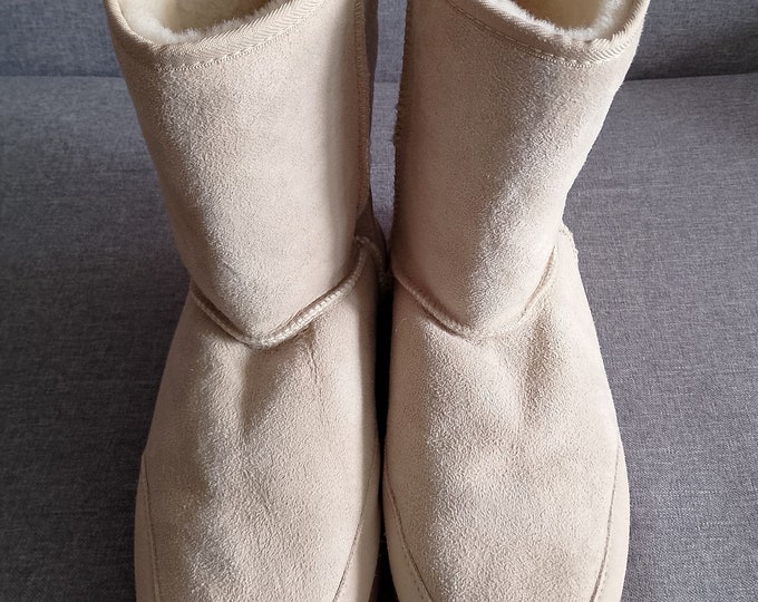 CANTERBERY Sheepskin Sand Colored Slip on Supertread Low Boots ...