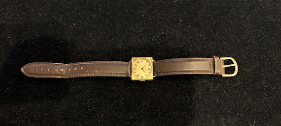 Jean Perret Geneve Wristwatch - Gem