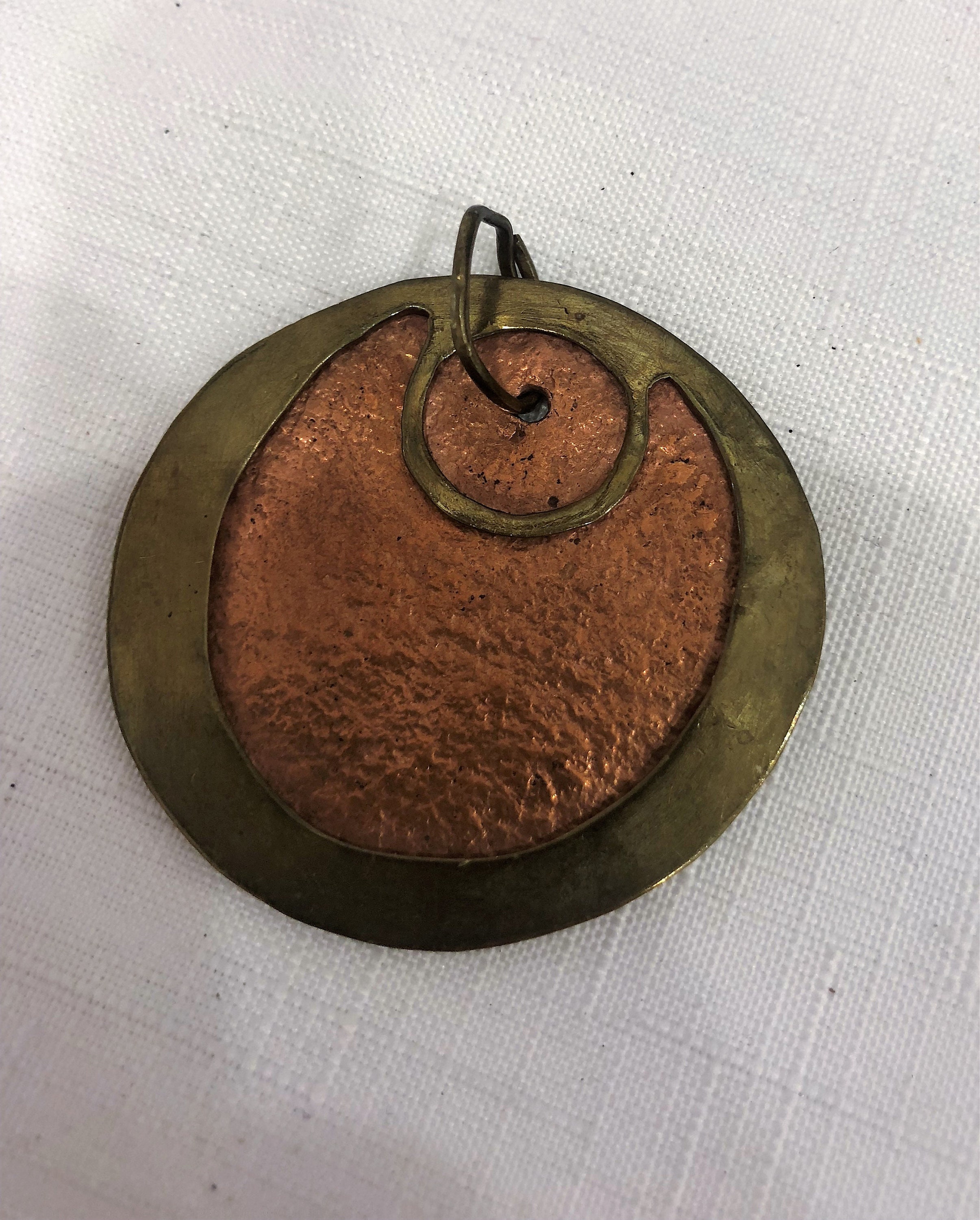 Round Pendant - Etsy
