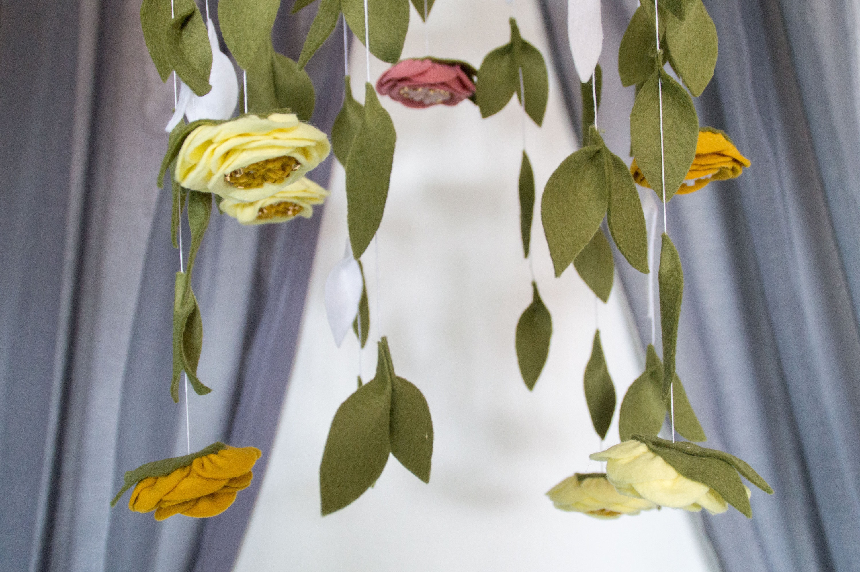 Floral Felt Mobile Cot Pink Flowers Mobile Pastel Pink Yellow Cream ...