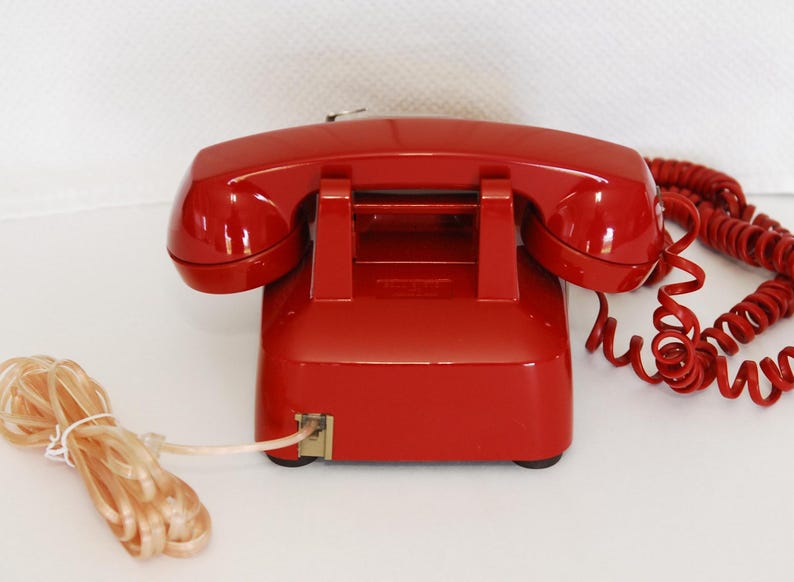 Vintage Retro Red Western Electric Model 500 Rotary Telephone ...