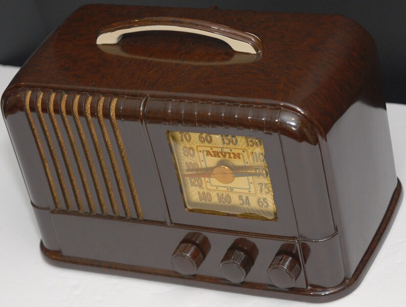 Vintage Art Deco 1940s Arvin Vacuum Tube Radio Glossy Bakelite Cabinet ...