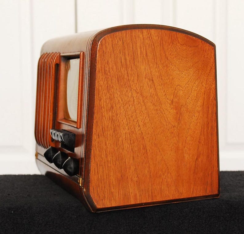Vintage Art Deco 1930s Wood Emerson Vacuum Tube Radio - Rarely Seen and ...