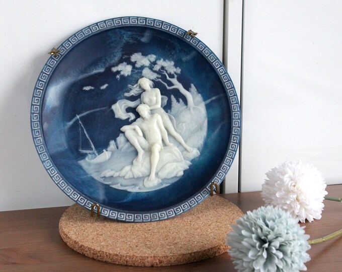 The Isle of Calypso Collector's Cameo Incolay Plate Sculptured by Alan ...