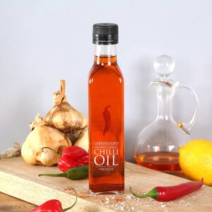 Chilli Oil Gift, Smoked Garlic Oil, Spicy Pizza Oil, Gift for Foodie ...