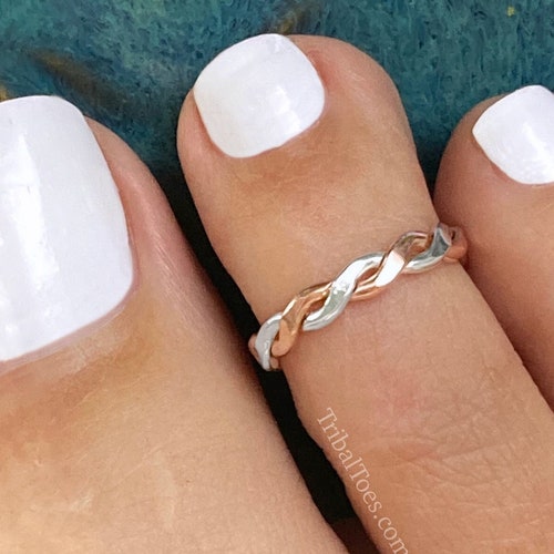 14K Solid Gold Bow Tie Knuckle Pinky Toe Ring Stackable | Etsy