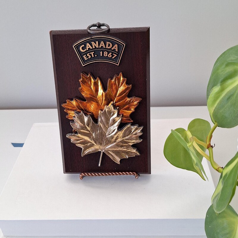 Maple Leaf Plaque - Etsy