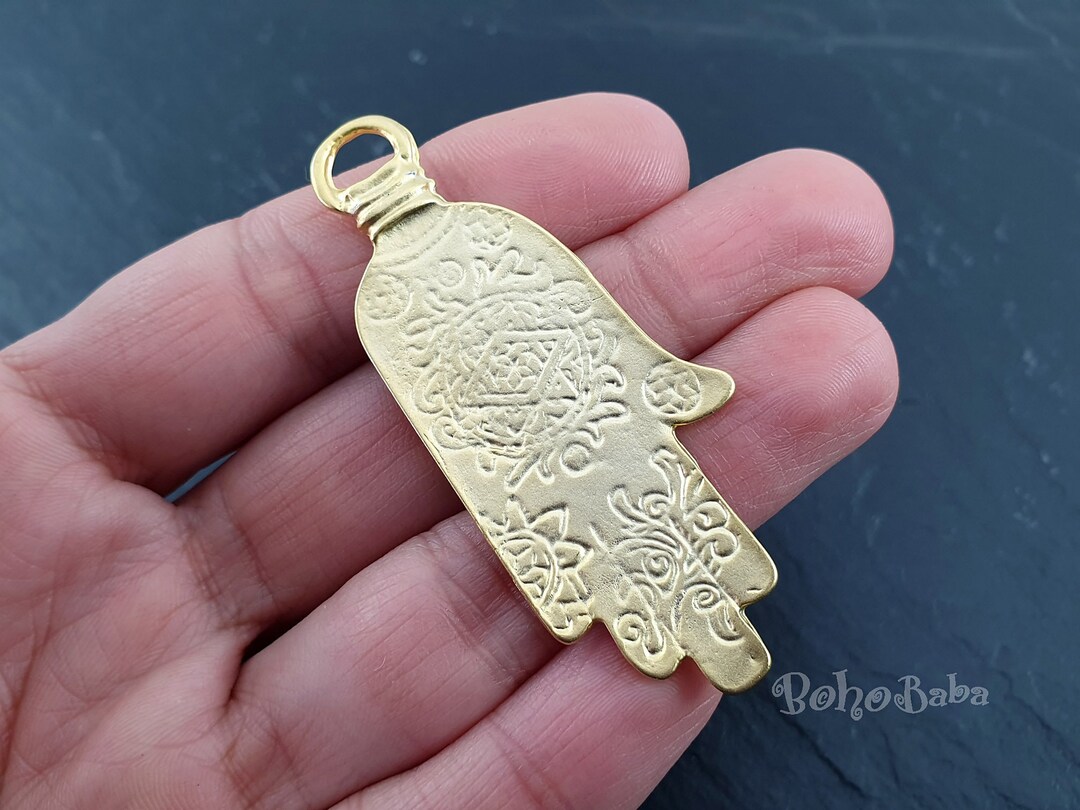 Colgante grande de oro Hamsa encanto de oro Hamsa hallazgos - Etsy España