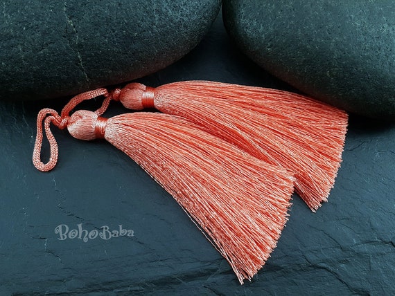 Tassel thread store