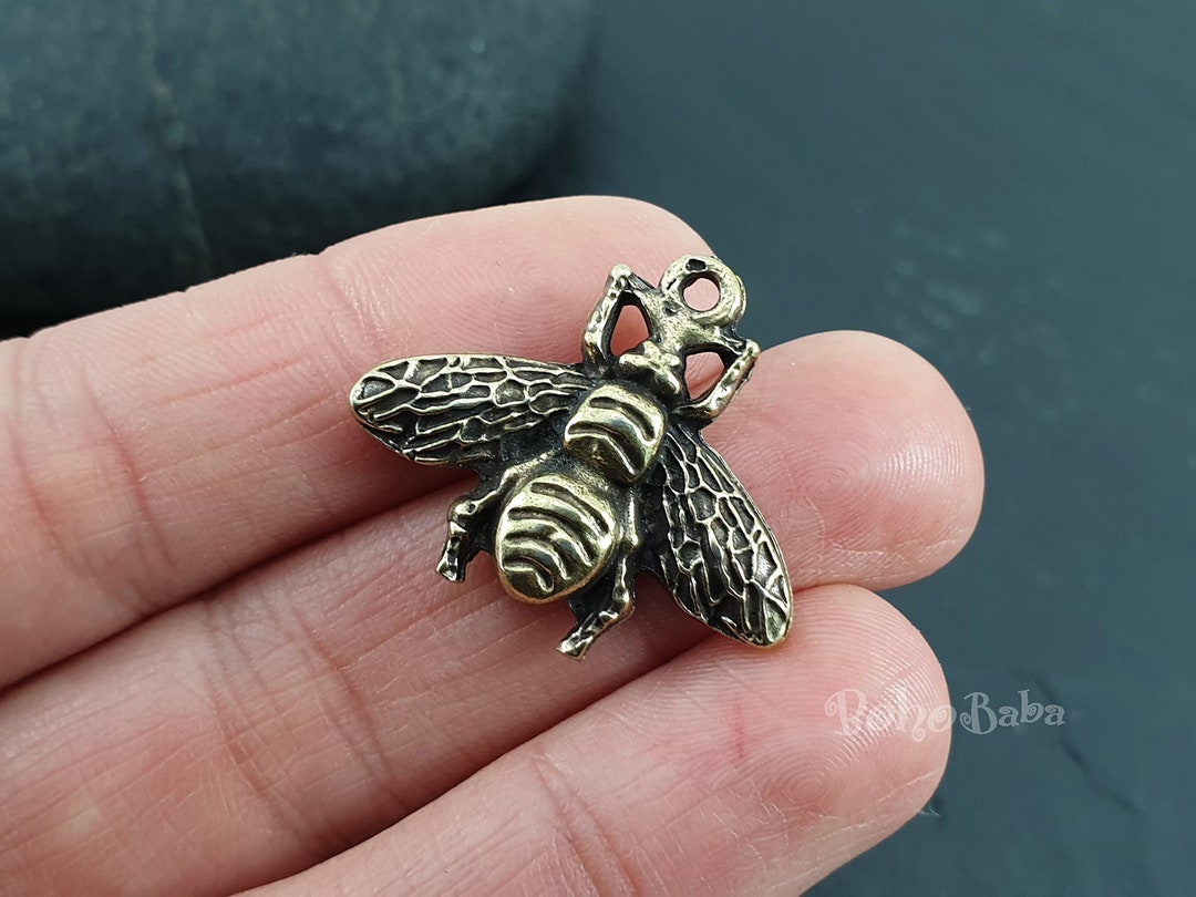 Bronze Bumblebee Charms, Large Bronze Bee Charms, Bumblebee Pendant ...