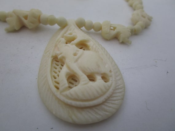 Vintage Carved Bone Necklace & Pendant Elephants - Gem