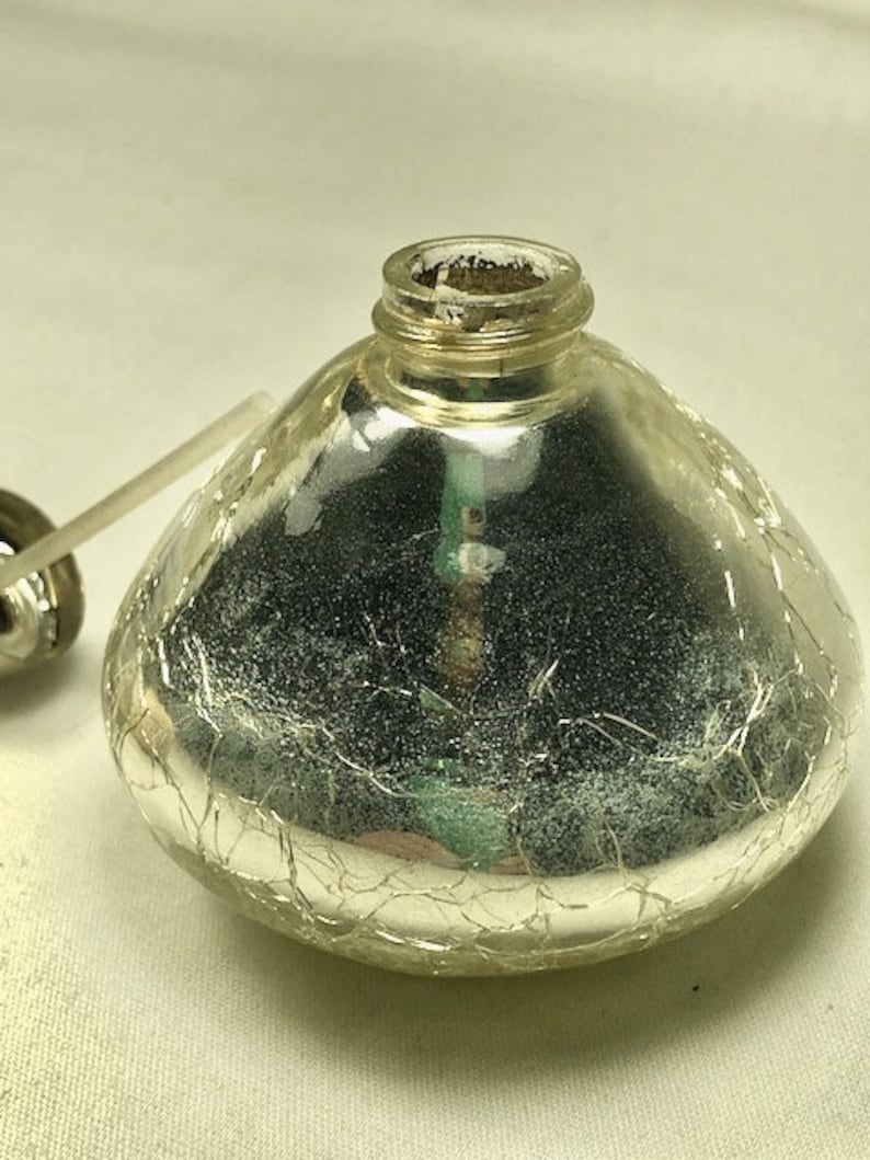 Vintage HOLMSPRAY, Chartley, Mass Art Deco Perfume Atomizer - Silver ...