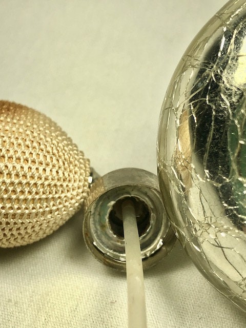 Vintage HOLMSPRAY, Chartley, Mass Art Deco Perfume Atomizer - Silver ...