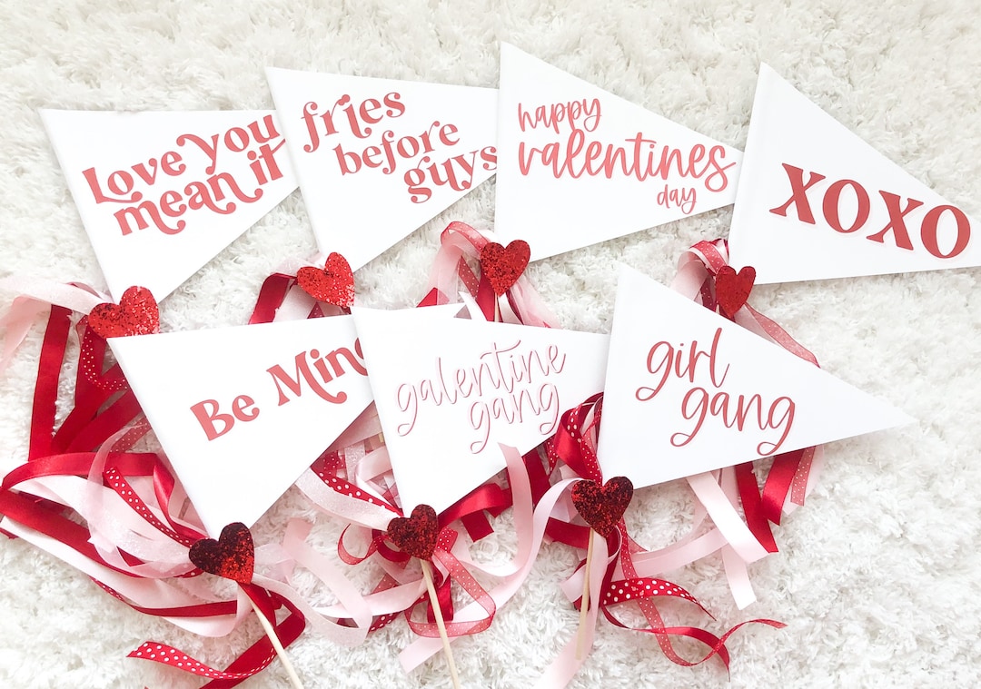 Valentines Day Pennant Flag - Etsy