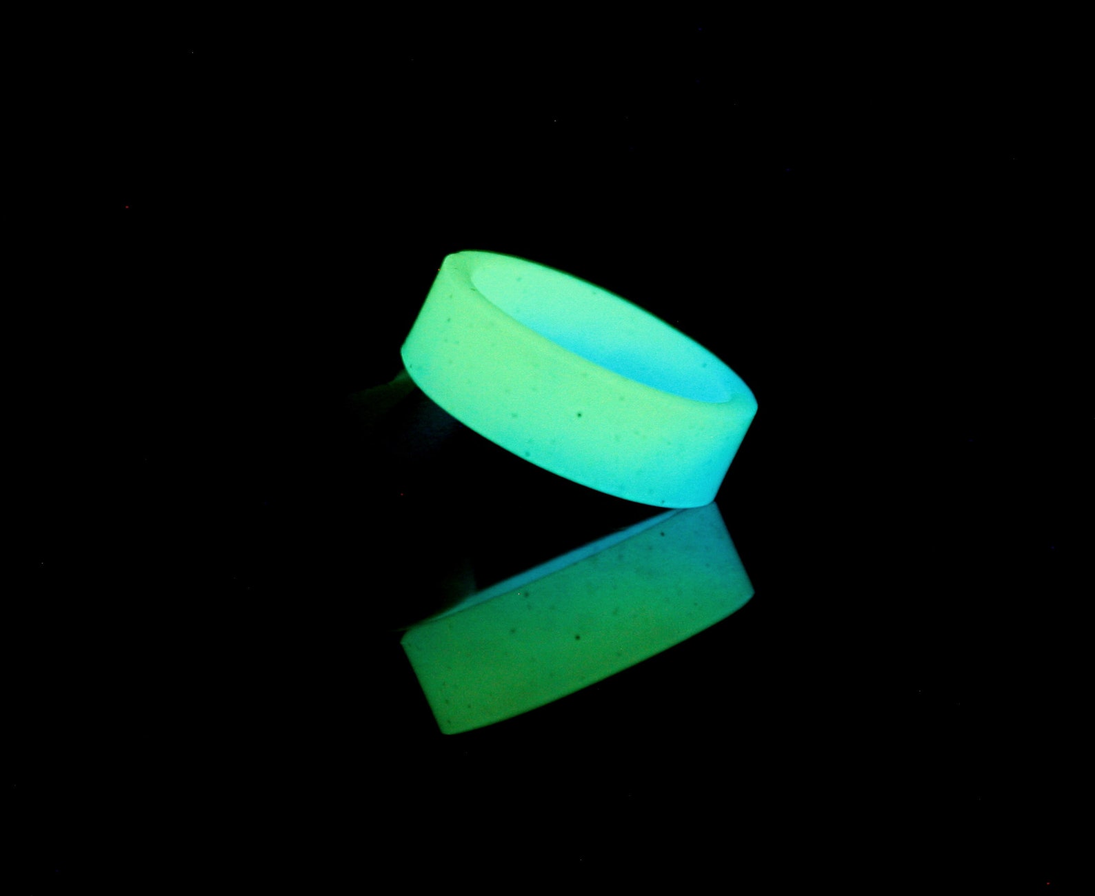 6 Glow in the Dark Ring Green Resin Ring Glowing Ring Glow Ring Glowing ...