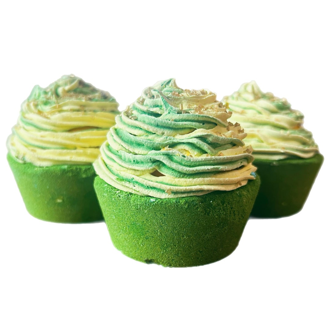Green Apple Cupcake Bath Bomb With Bubble Bath Frosting - Etsy