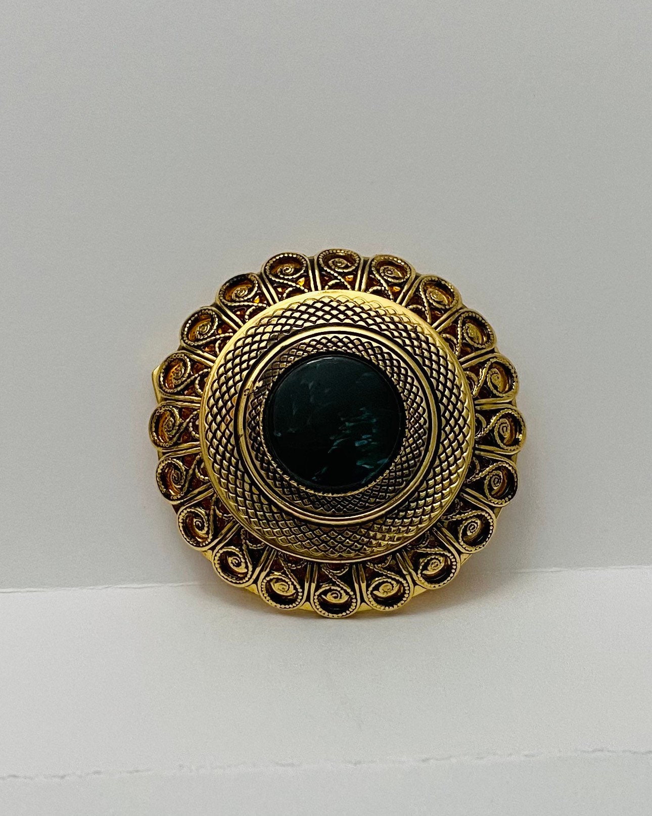 Lieba 1970’s Jade Scarf Clip - Etsy