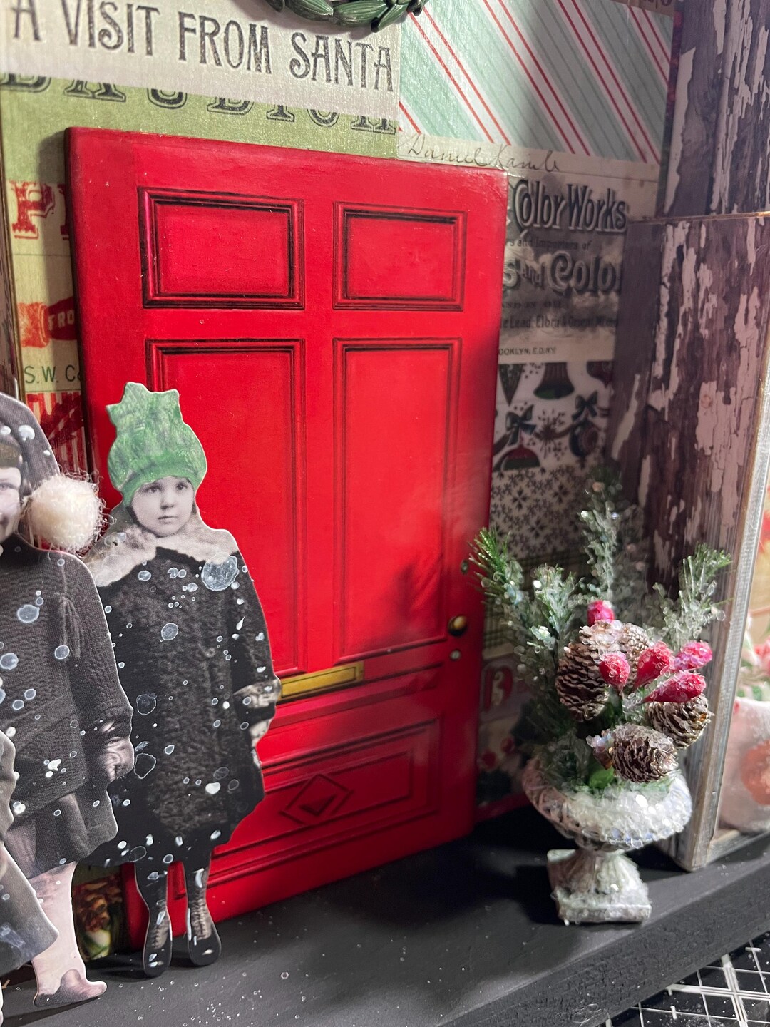 Christmas Baseboards Tim Holtz Idea-ology Baseboard Holiday Frames ...