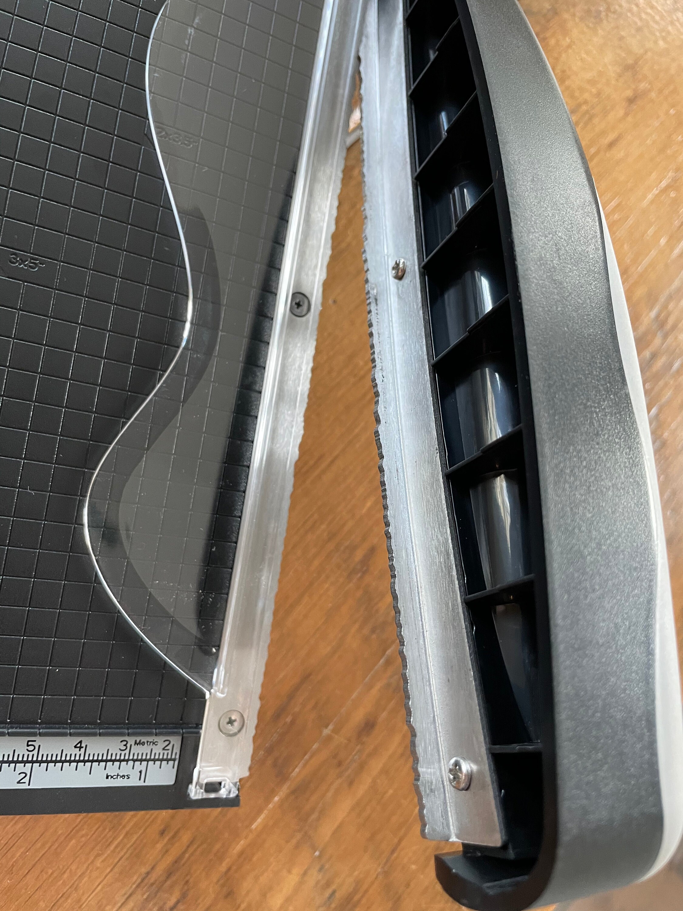 Deckle Trimmer- 8.5" Torn Edge Trimmer -cutter by Tim Holtz & Tonic ...