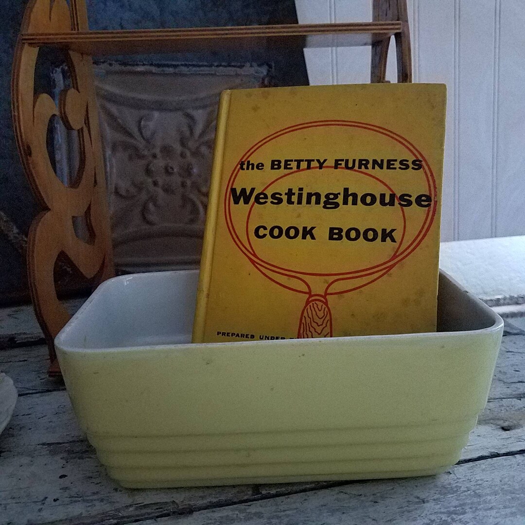 Vintage Hall Pottery Refrigerator Dish With Westinghouse Cookbook - Etsy