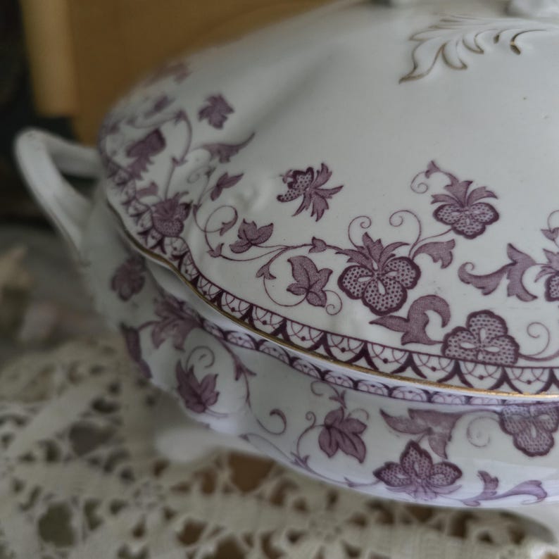 John Maddock Pottery / Lorraine / Violet Color / Maddock ...