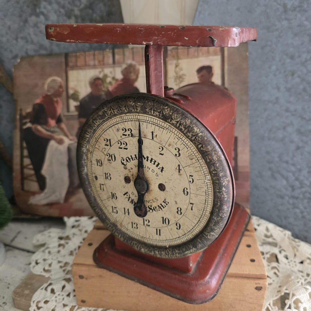 Vintage Scale / Red Scale / Scandinavian / Vintage Christmas / Vintage ...