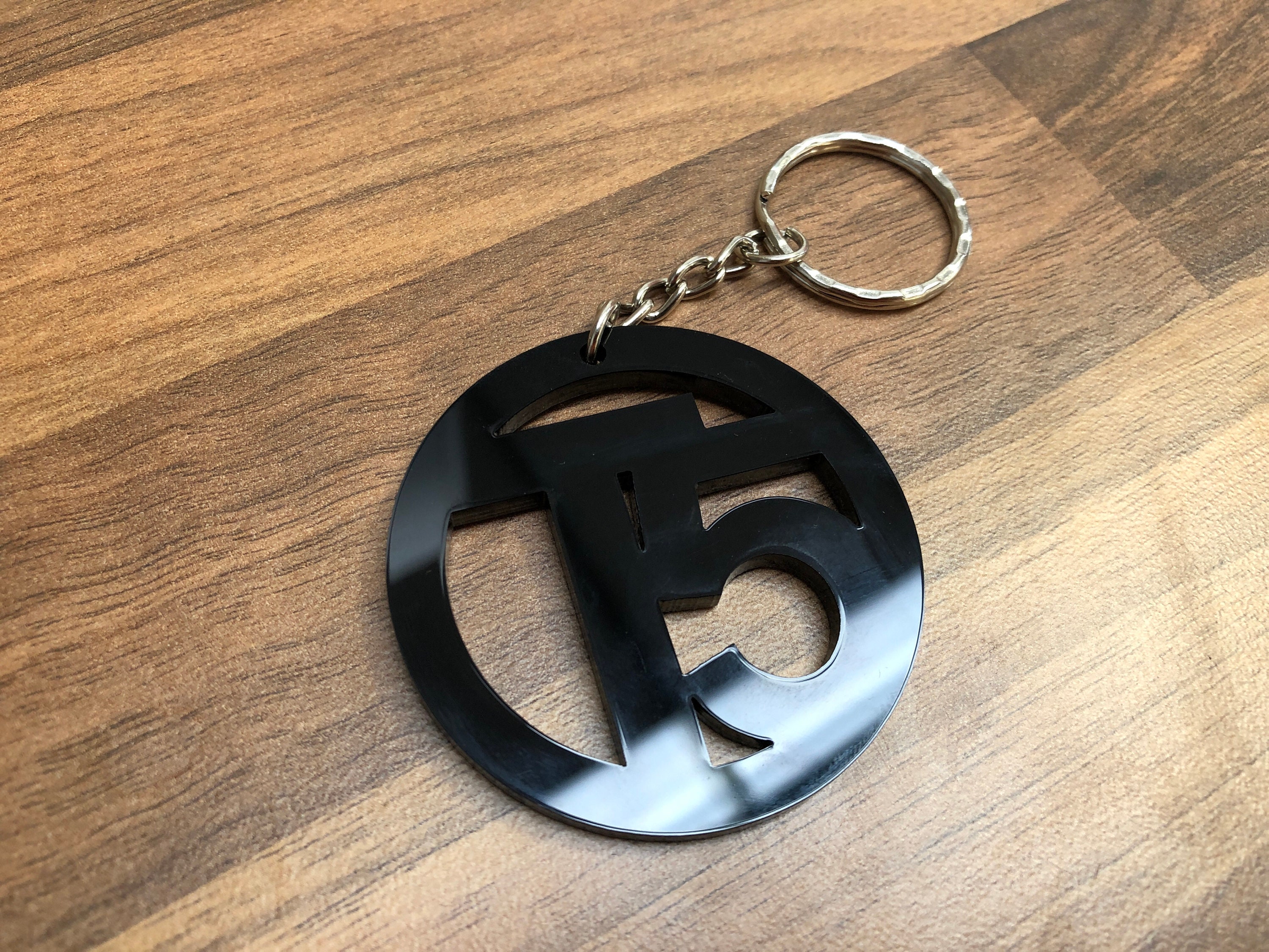 Laser Cut Acrylic VW T5 Keyring for the Volkswagen T5 & T5.1 Camper Van ...