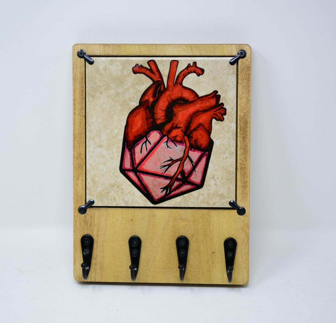 Anatomical Dice Heart D20 Wooden Key Rack for Wall With Changeable ...