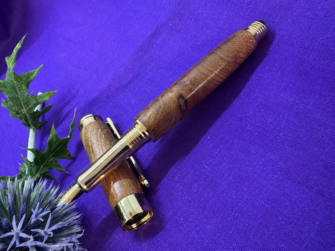Scots Elm Fountain Pen: British-made Gold Fittings, Beaufort Nib - Etsy