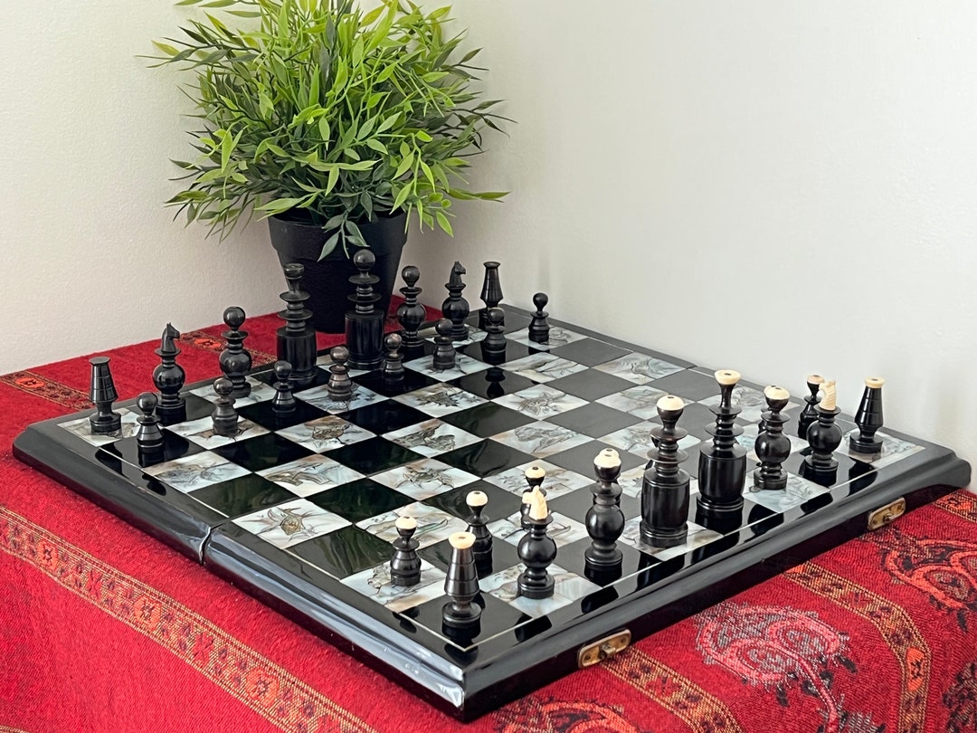 Antique Vietnamese Chess Set Vintage Horn Chess Set Lacquered Wood ...