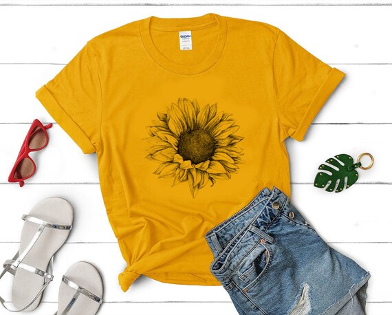 Sunflower Shirt botanical shirt gift for women flower | Etsy