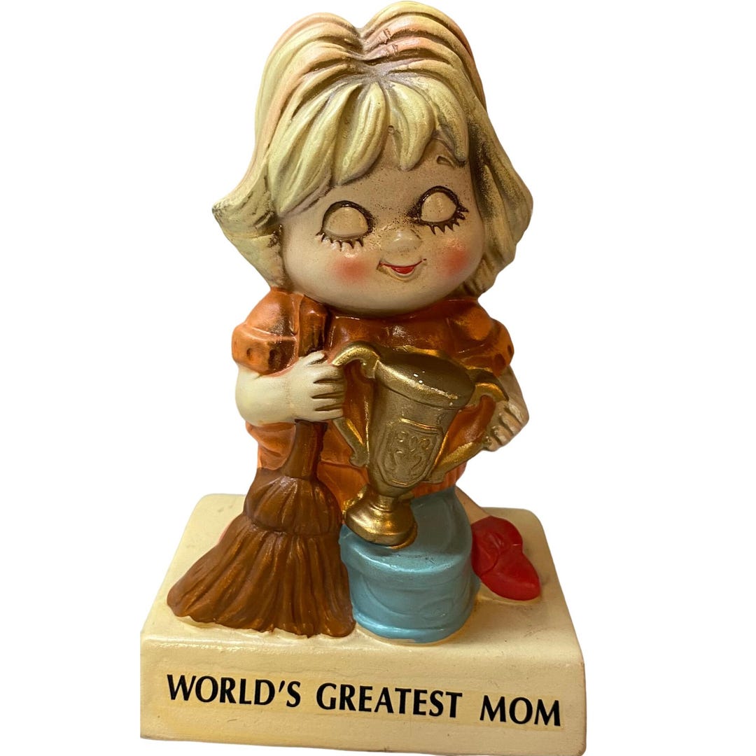 Vintage 1972 " World's Greatest Mom" Trophy Bank Ceramic Figurine ...