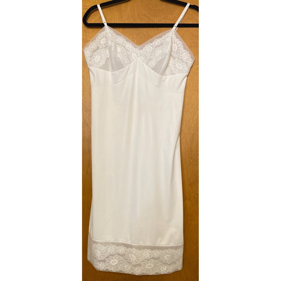 Vintage Vanity Fair Nylon Full Slip Lace Trim Lingerie Dress Nightgown Ivory Usa Size 36 Etsy