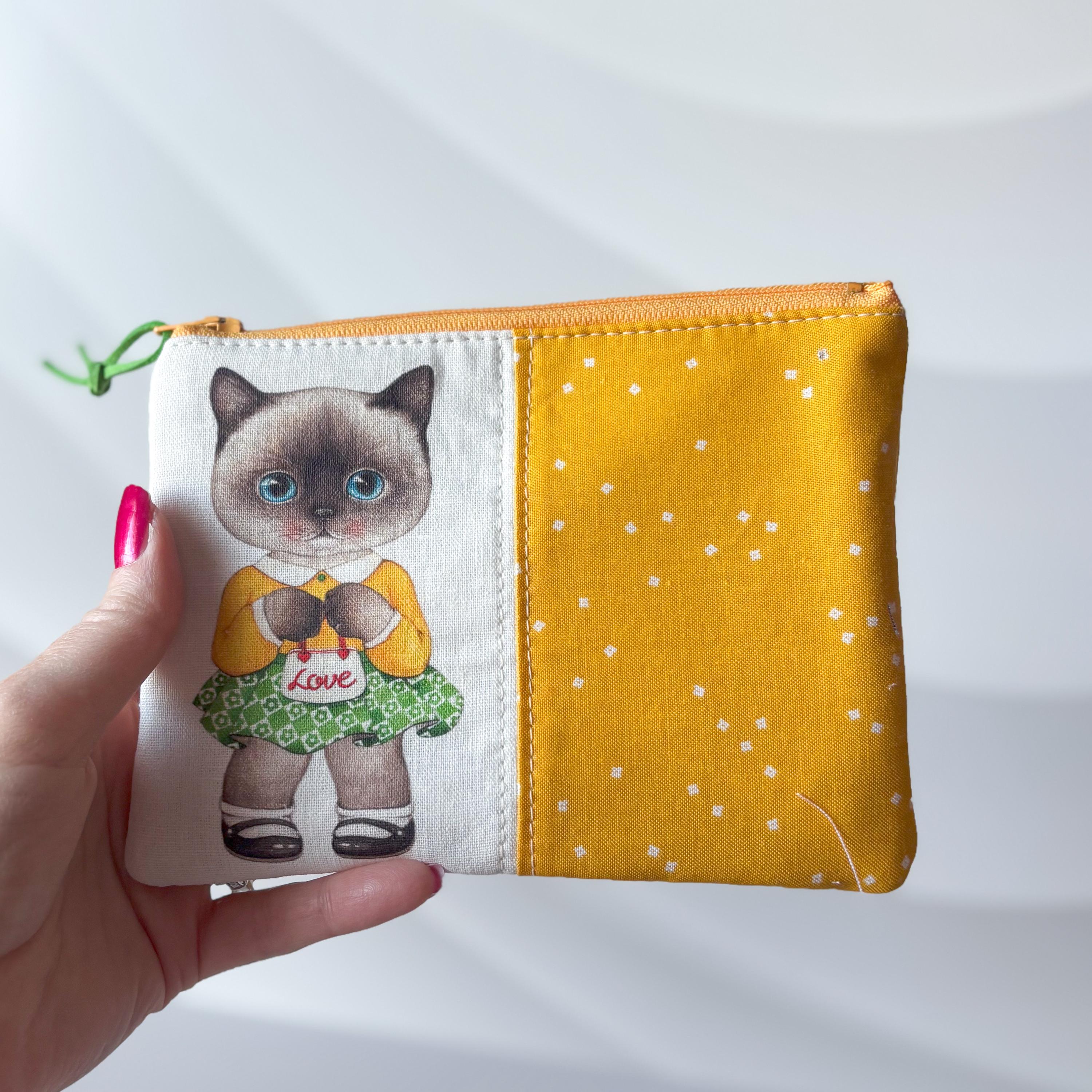 Siamese Cat / Kitsch Vintage Retro Small Zipper Pouch / Cats and Dogs ...