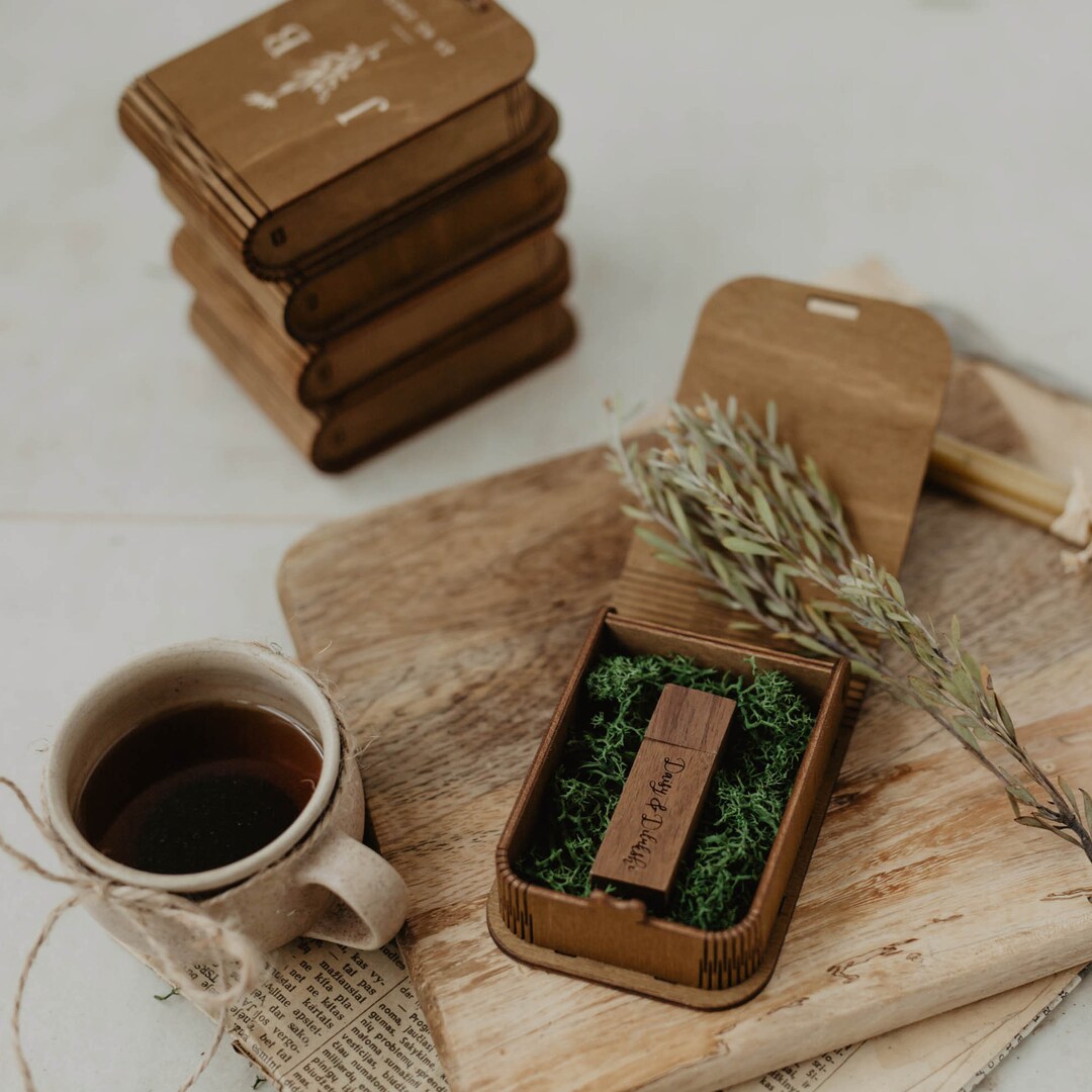 Wooden USB Flash Drive and USB Presentation Box Custom Personalized ...