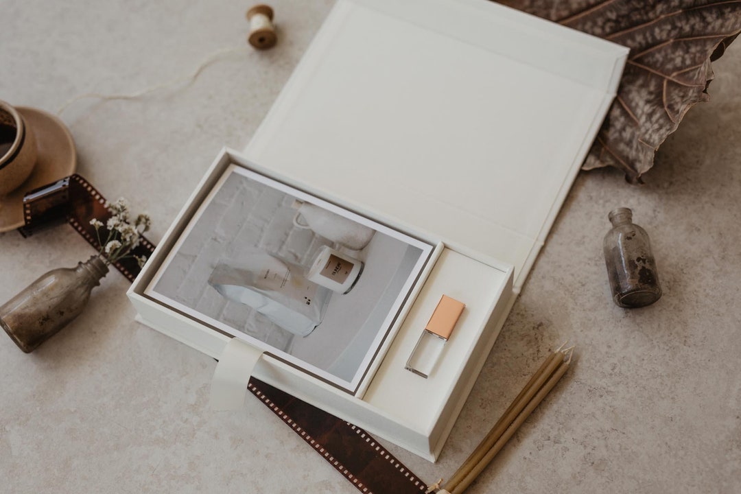 6x8 Linen Photo Box With 3.0 USB Flash Drive | White Photo Album Box ...
