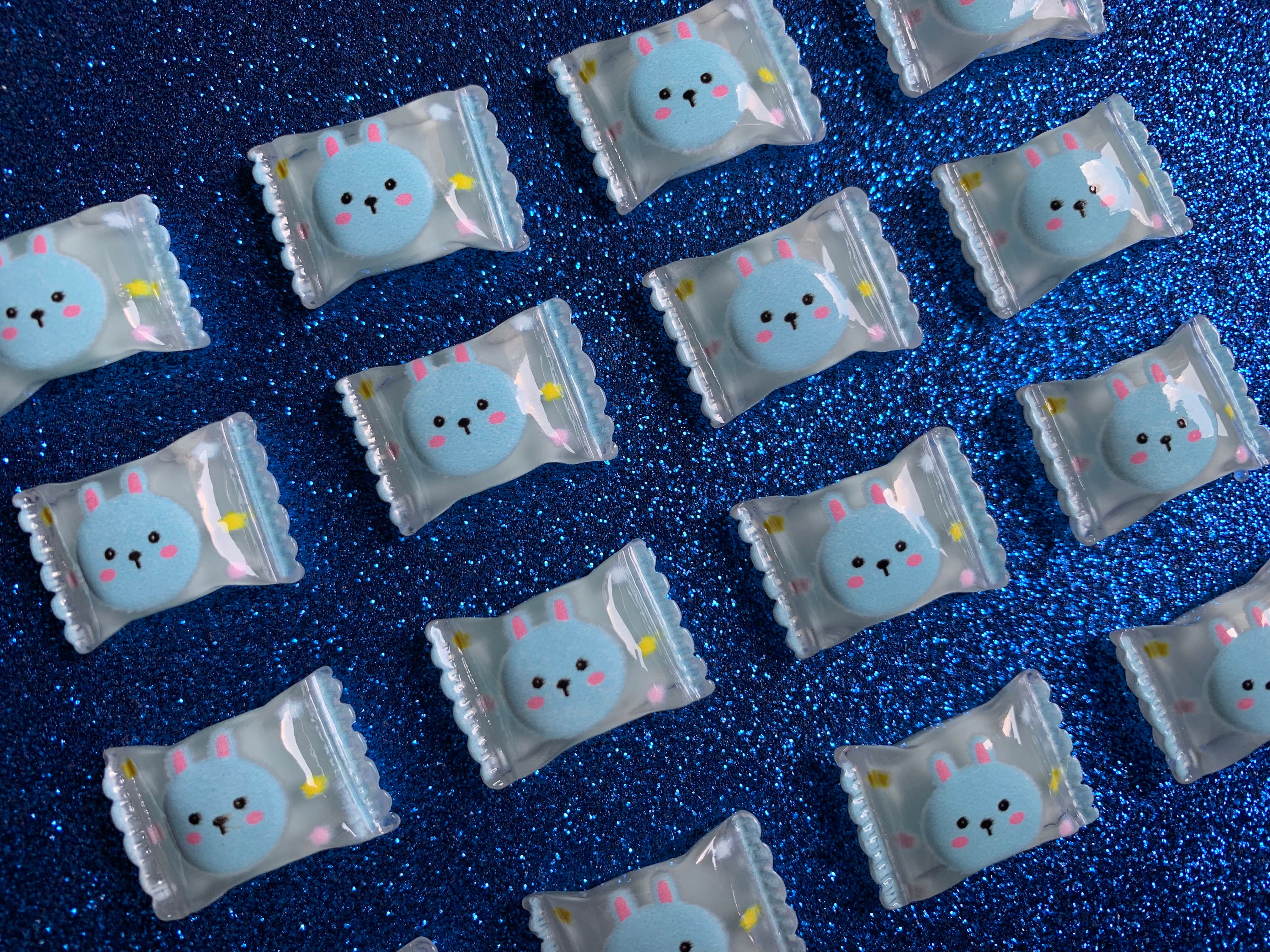 12pc dulce azul conejo caramelo resina flatback cabujón - Etsy España