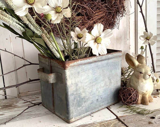 Vintage Galvenized Battery Box Tub Bucket Container Pot Rustic ...