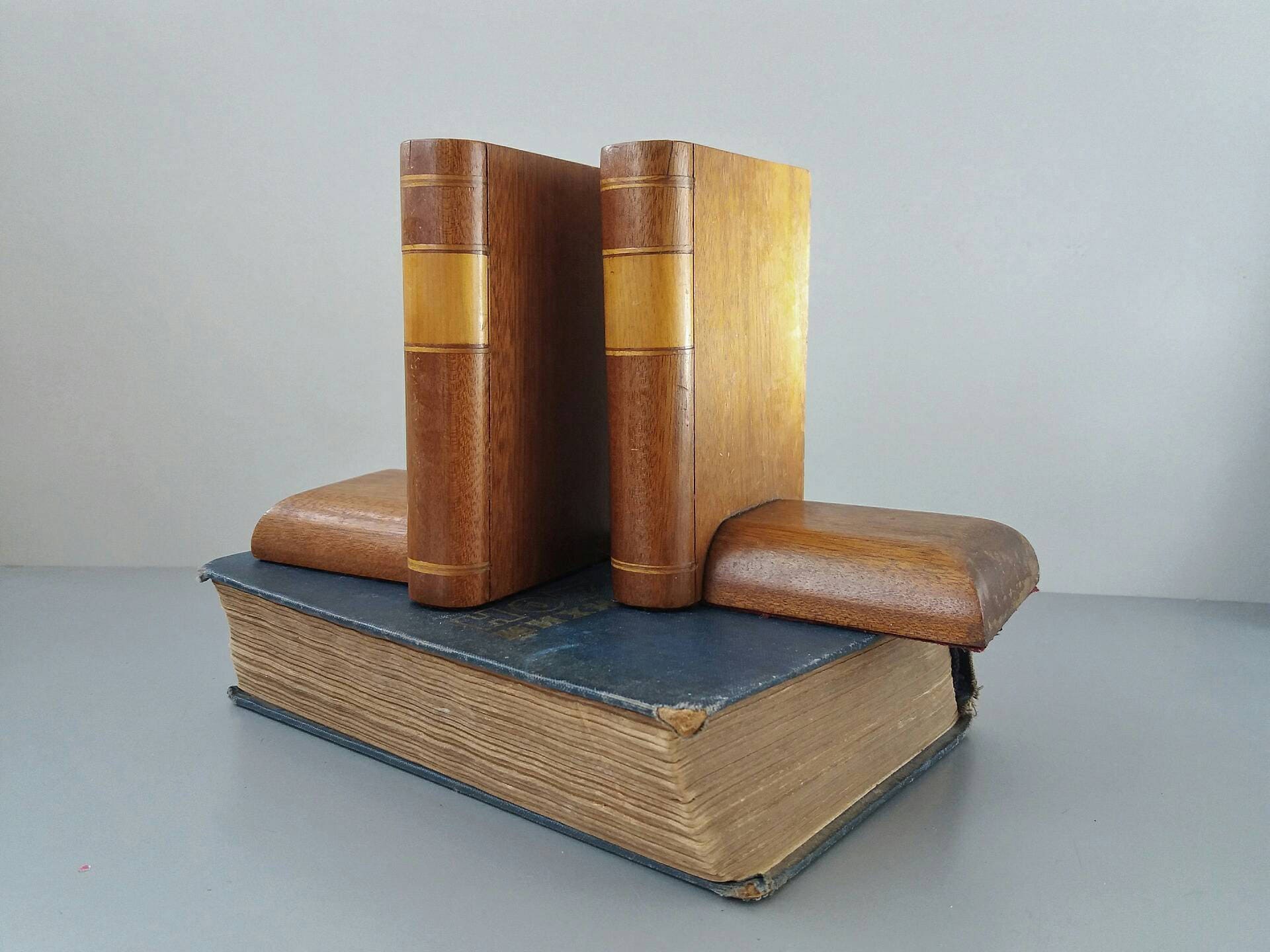 Wooden Bookends Vintage Bookends Woodwork Gift for Book Lover | Etsy