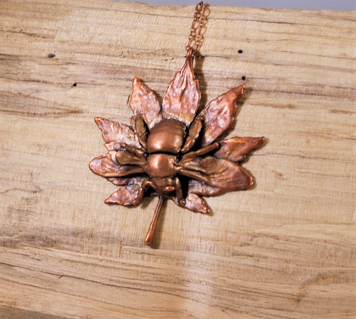 Real Bumble Bee on Maple Leaf Copper Necklace F27 Handmade | Etsy