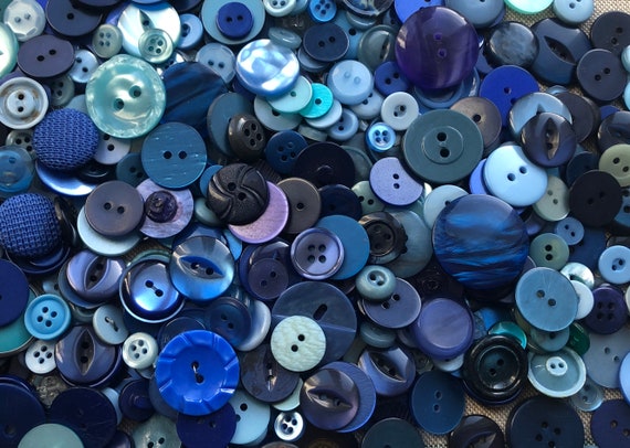 Sewing & Fiber Sewing Closures & Fasteners Job Lot 100 Blue Buttons ...