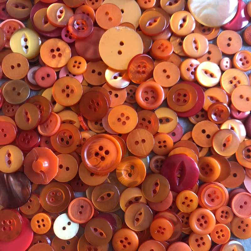 Job Lot of Vintage Buttons - Etsy UK