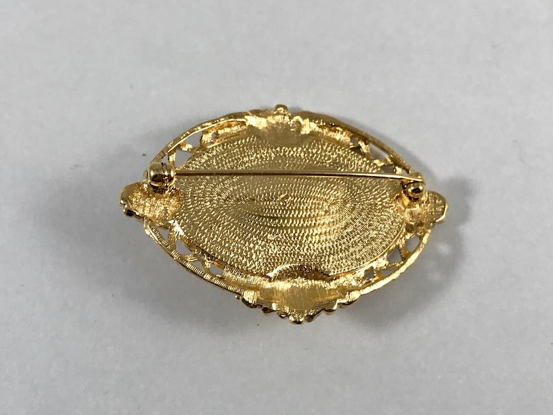 Avon victoria Rose Brooch/ Pin Gold-tone Oval Frame With - Etsy