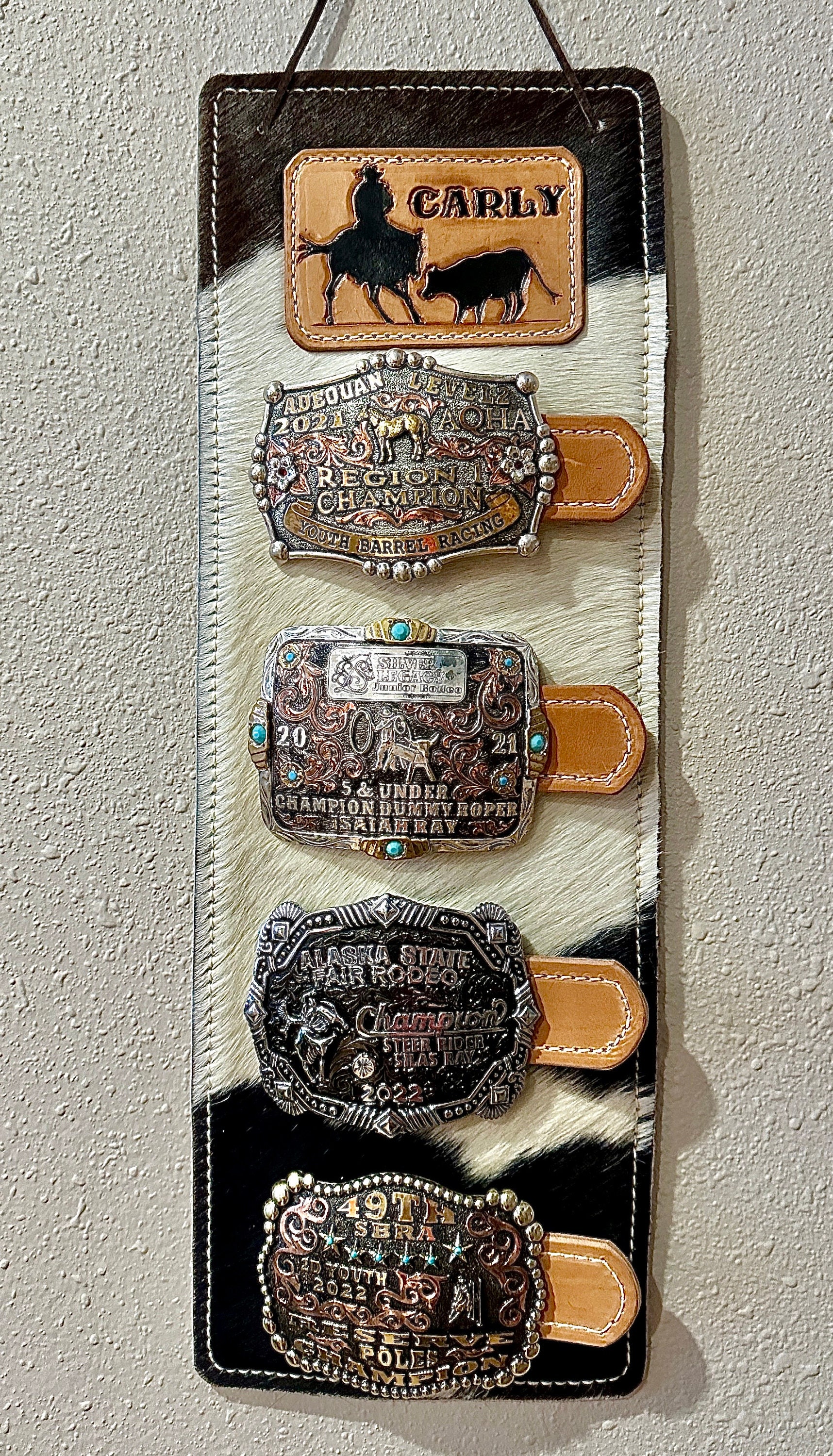Custom Cowhide Leather 5-buckle Holder Display - Etsy