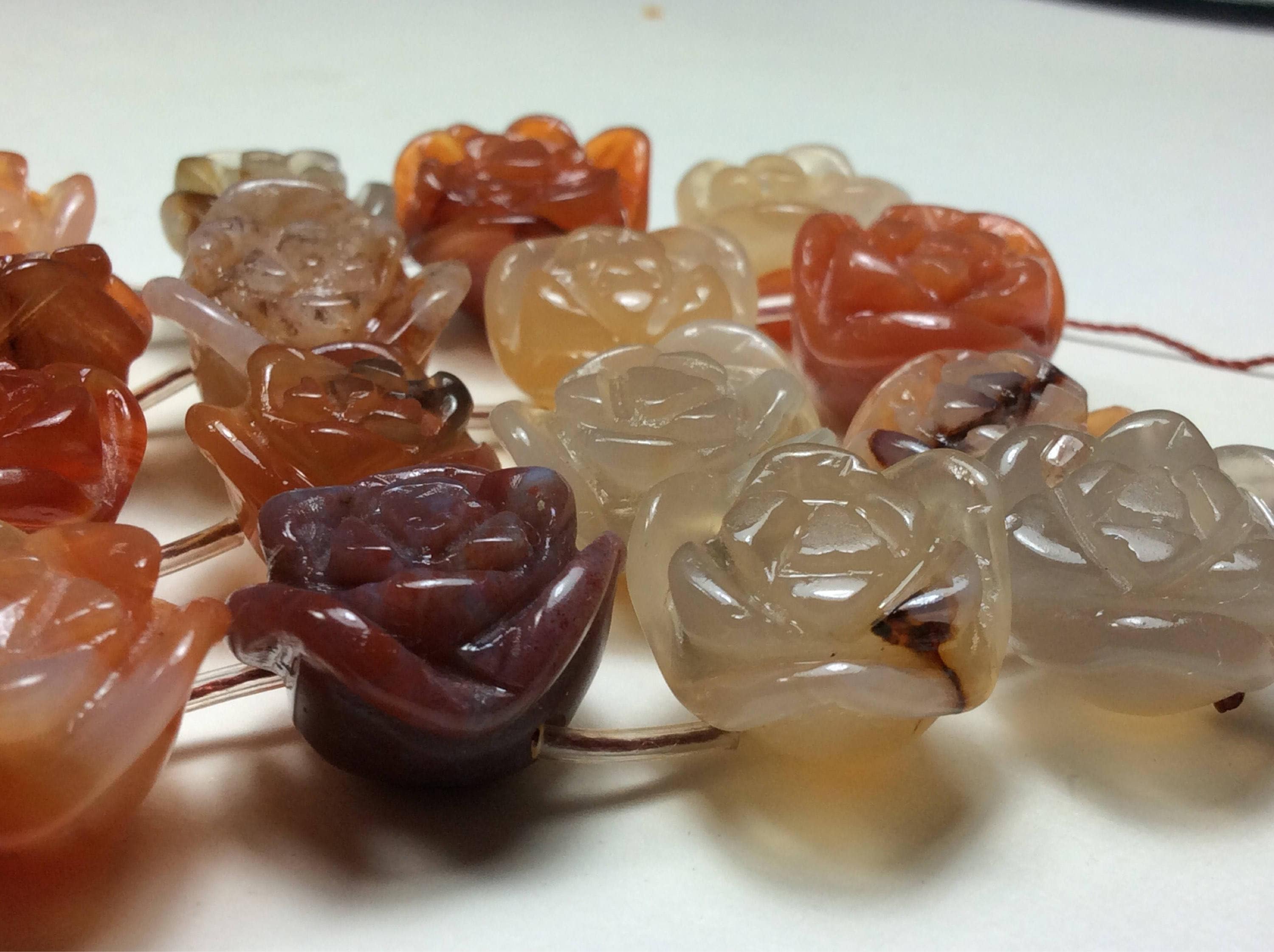 Carved Stone Tulips, Gemstone Flowers, Size 15-18mm, Height 10mm ...